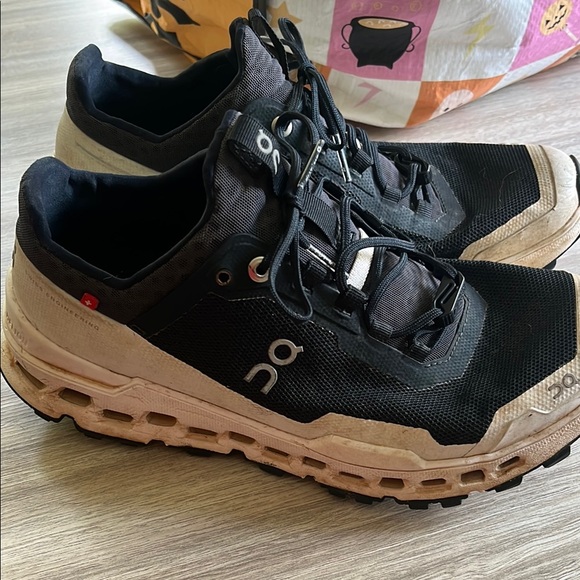 On Running | Shoes | Oncloud Shoes | Poshmark